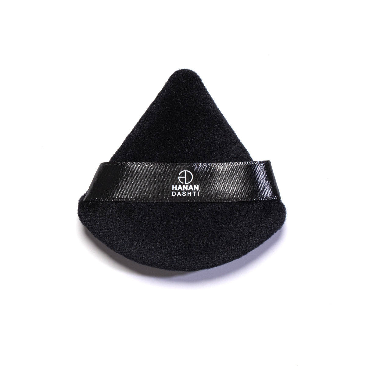 Triangle Puff – Hanan Dashti
